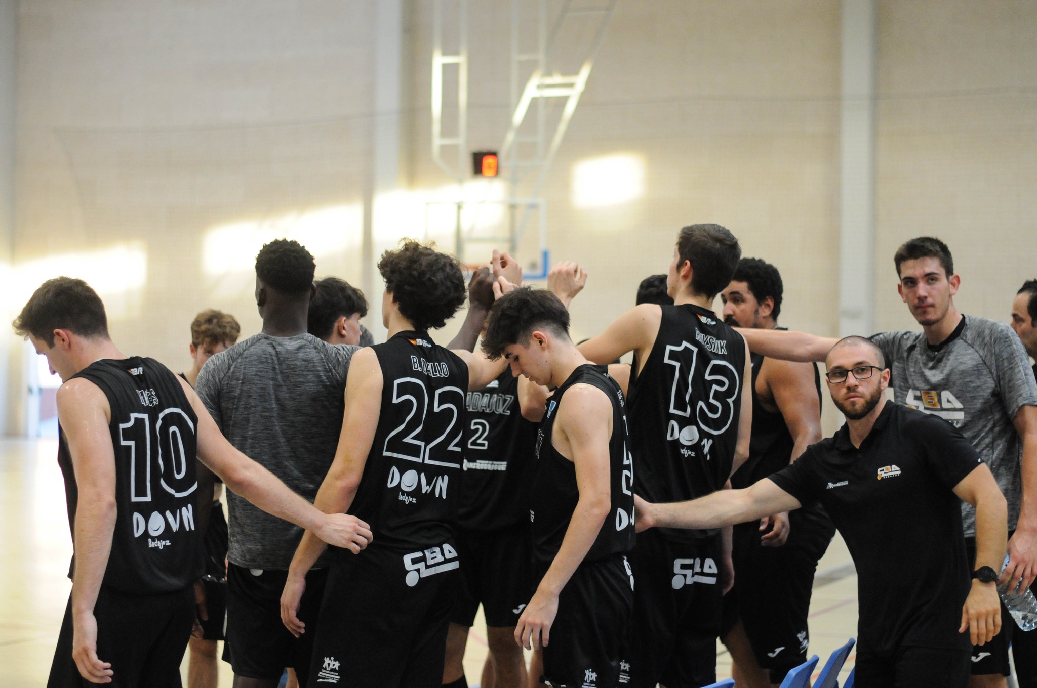 Otro rival cordobés para el BCB y derbi extremeño para el CBA - Badajoz ...